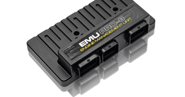 Ecumaster EMU PRO-8 moottorinohjainlaite